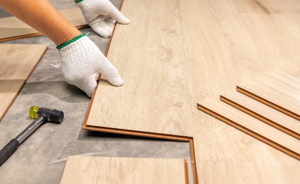 Comment poser du parquet flottant clipsable
